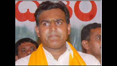 Deepak Reddy Suspended: TDP MLC Deepak Reddy suspended from party ...