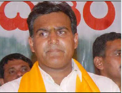 Deepak Reddy Suspended: TDP MLC Deepak Reddy suspended from party ...