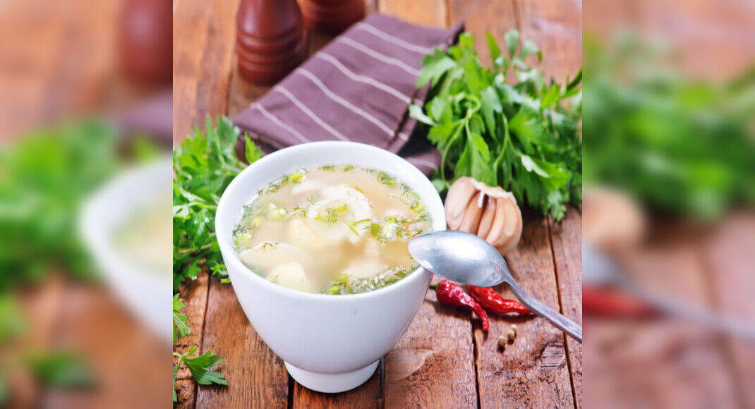 Chicken Nimbu Dhaniya Shorba Recipe: How to Make Chicken Nimbu Dhaniya ...