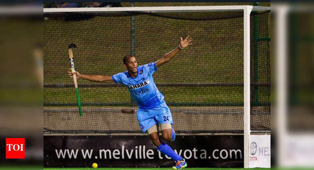 In midst of sorrow, SV Sunil helped India beat Pakistan 7-1 | Hockey ...