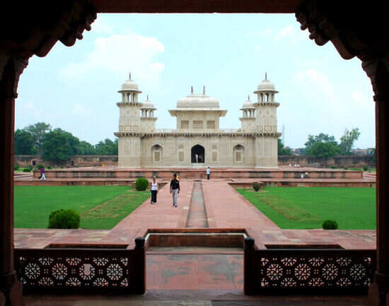 Agra Beyond The Taj Mahal | Places To Explore In Agra | Times of India ...
