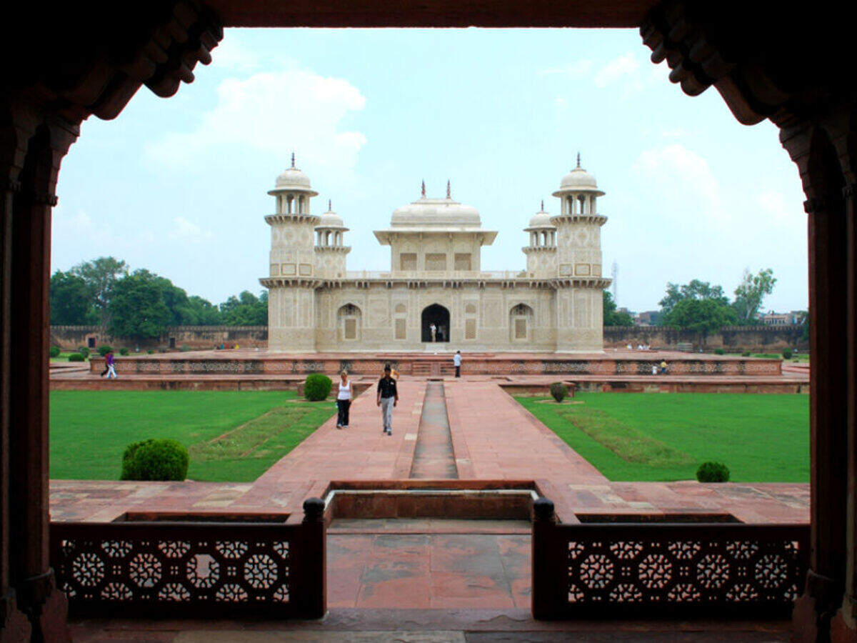 Agra Beyond The Taj Mahal | Places To Explore In Agra | Times of India ...