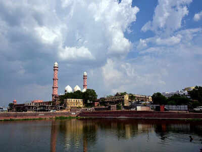 Erratic weather pattern baffles IMD scientists | Bhopal News - Times of ...