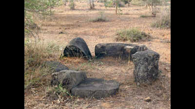 Primitive graves lie broken, neglected | Chennai News - Times of India