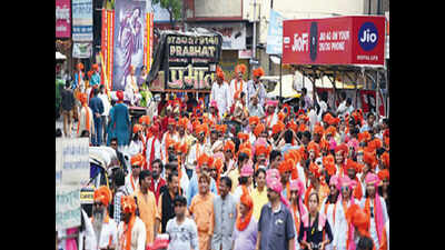 Balgandharva celebrations begin with showstopper | Pune News - Times of ...