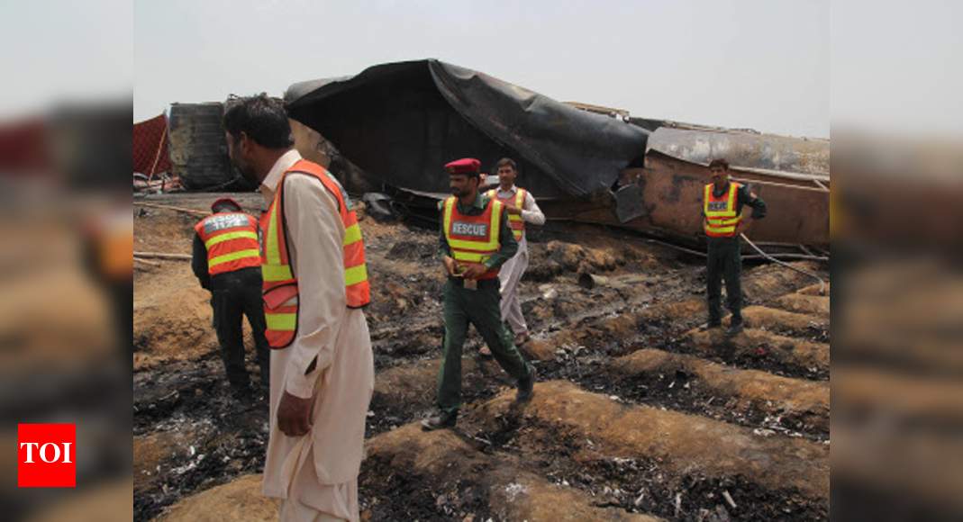Pakistan Tanker Explosion: 149 killed, 117 injured as oil tanker ...