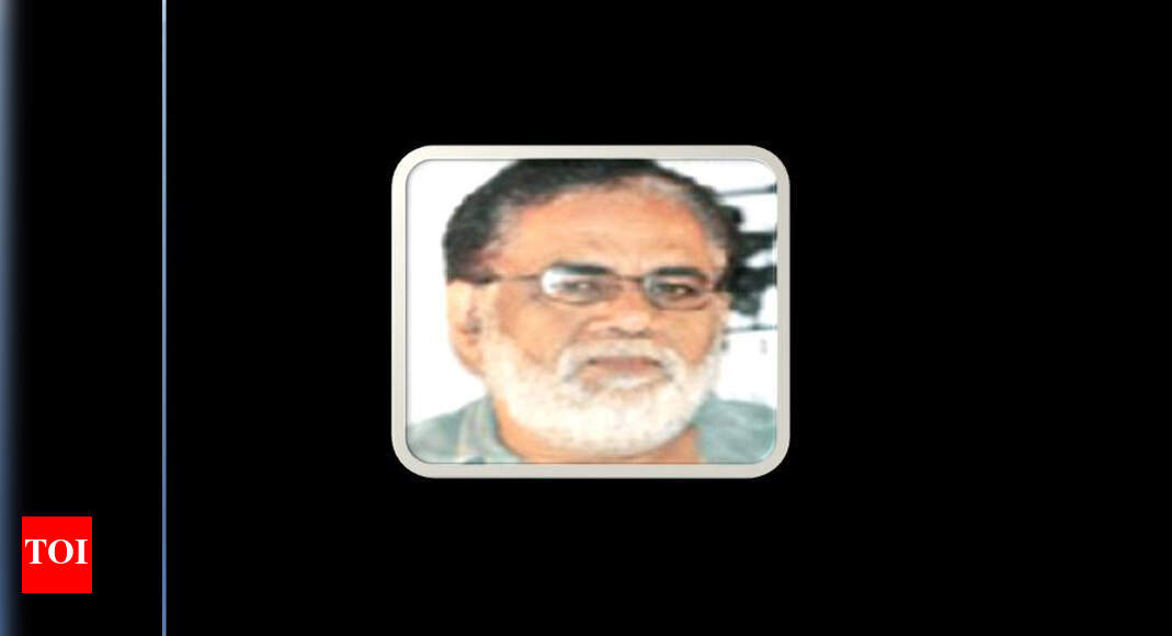 Film industry pays tribute to K R Mohanan | Kochi News - Times of India