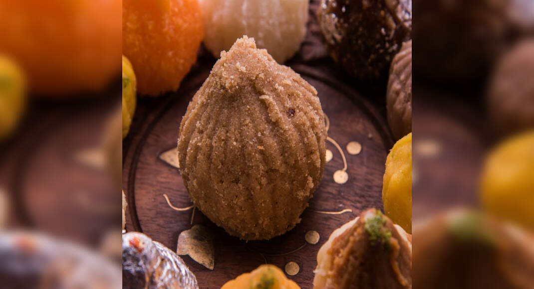 Dry Fruit And Nut Modak Recipe: How to Make Dry Fruit And Nut Modak ...