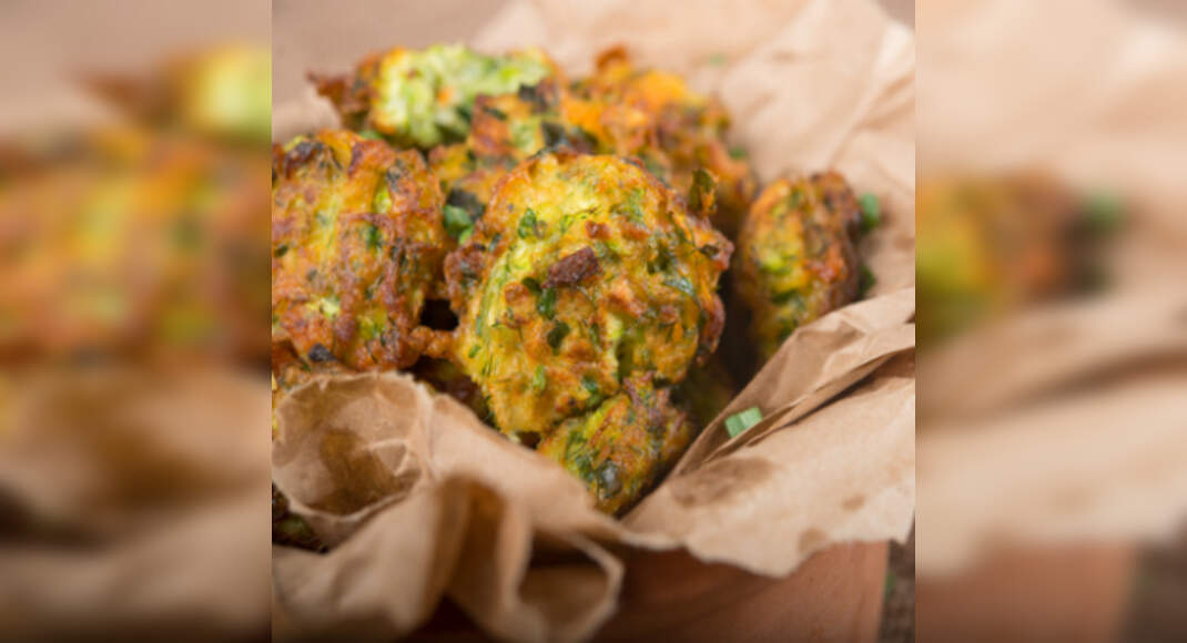 Gujrati Muthiya Recipe: How to Make Gujrati Muthiya Recipe | Homemade ...