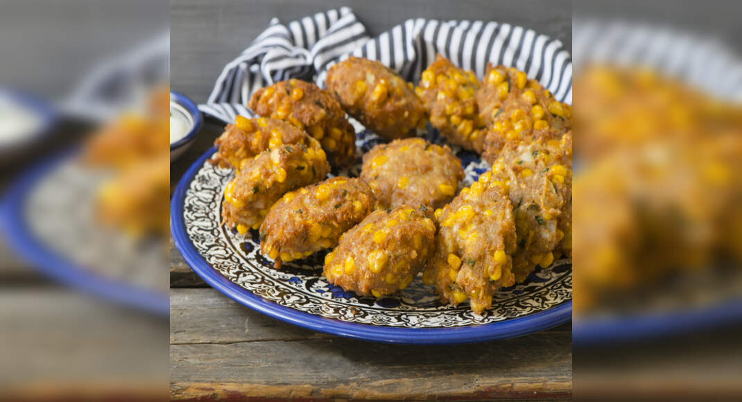 Corn Pakora Recipe: How to Make Corn Pakora Recipe | Homemade Corn ...