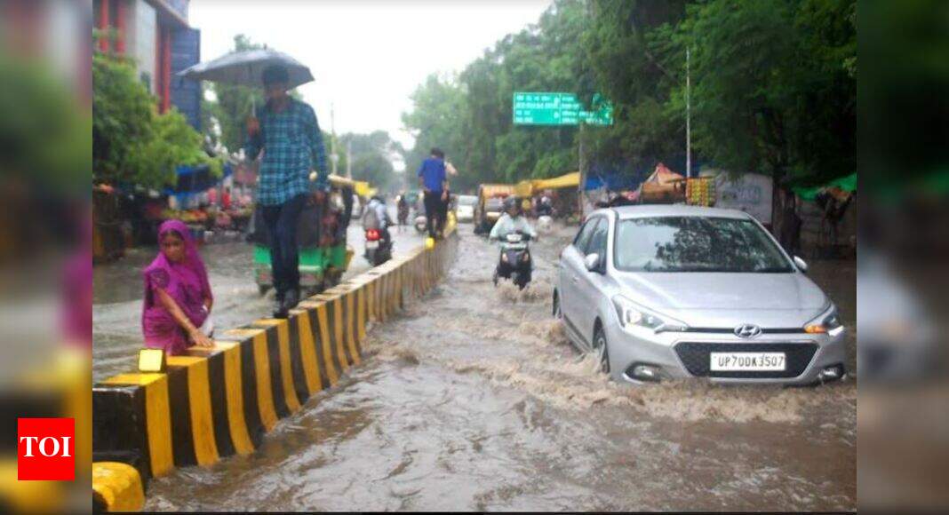 Rain In Ahmedabad: Rains throw life out of gear in Sangam city ...
