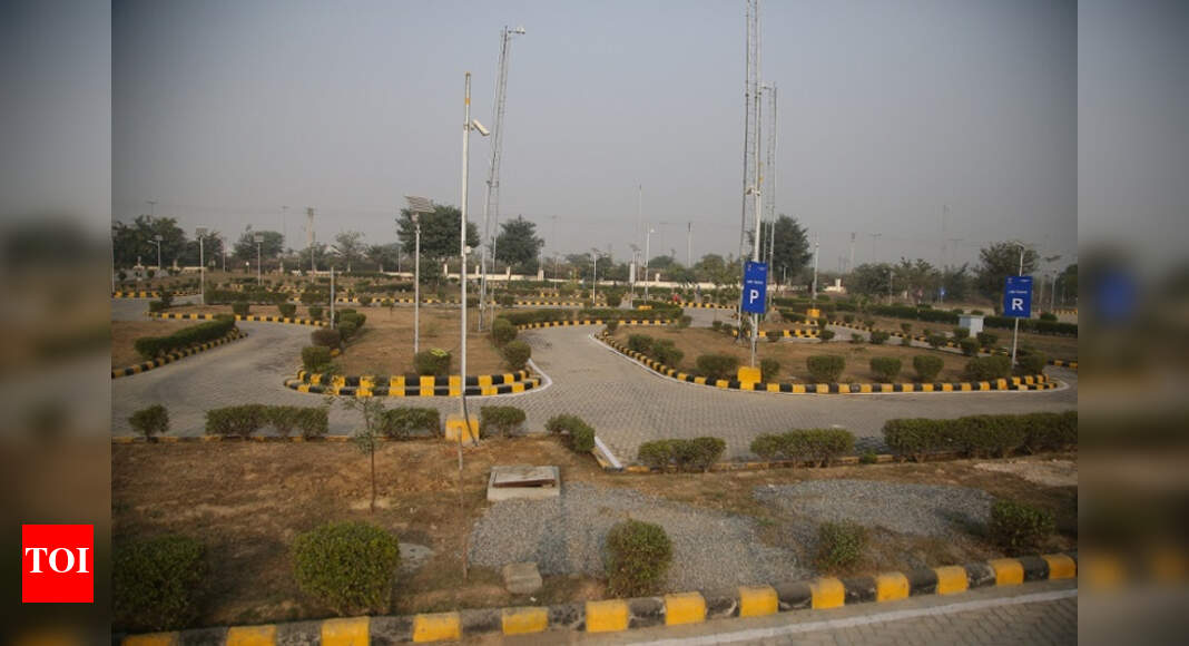 Driving Test: Delhi govt shifts 2 proposed driving test tracks to new ...