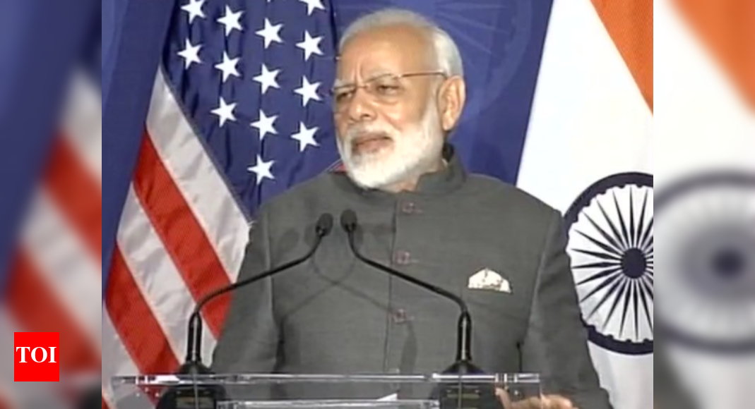 Narendra Modi: PM Modi sets 2022 deadline for completion of all delayed ...