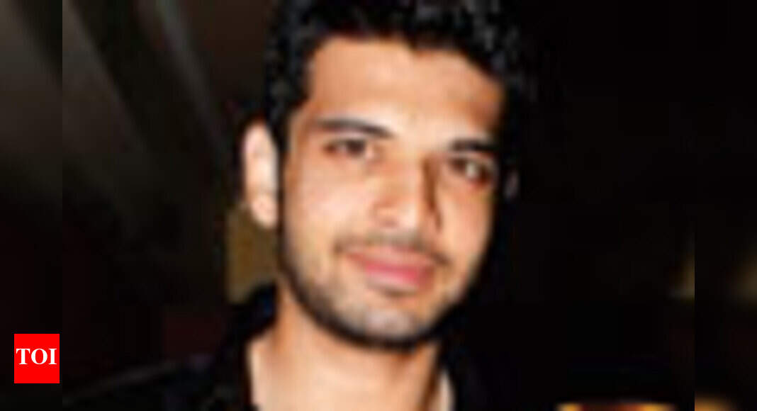 Karan survived 13 accidents! - Times of India