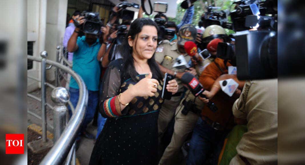 Roopa: DIG Roopa moved to not-so-coveted post | India News - Times of India