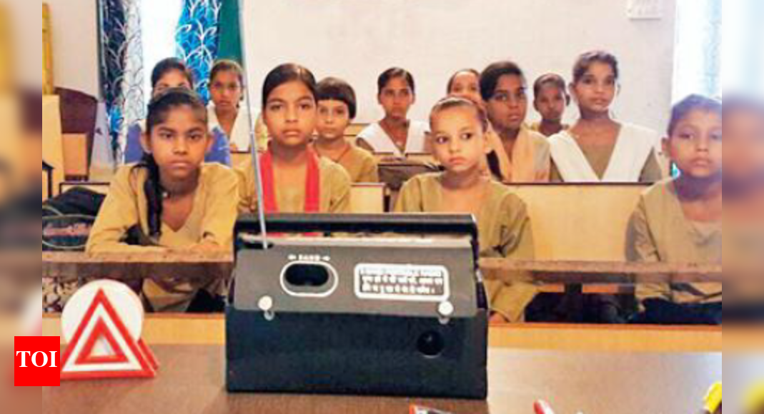 Uttar Pradesh: UP govt school pupils tune in to AIR for English lessons ...