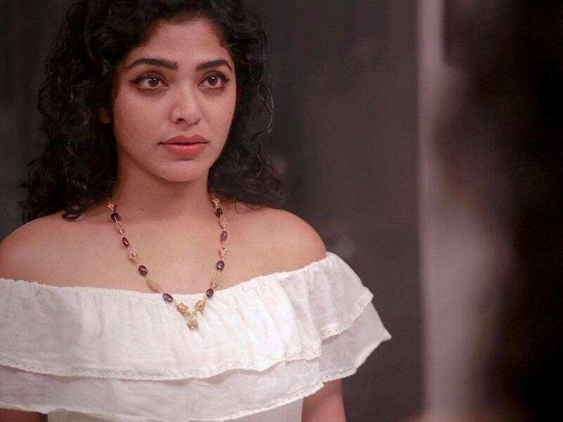 Malayalam actress' assault: Naming the victim, case against actress ...