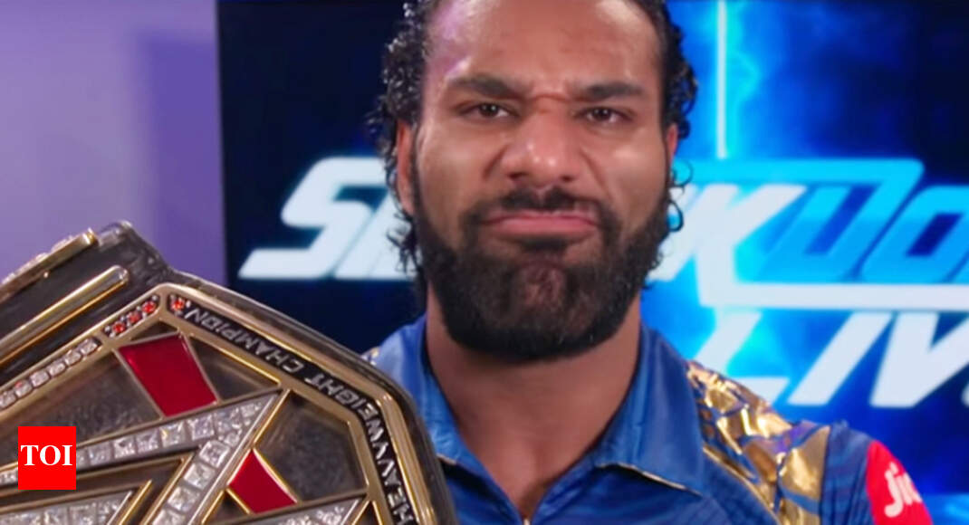 jinder mahal: Mumbai Indians present WWE Champion Jinder Mahal with ...
