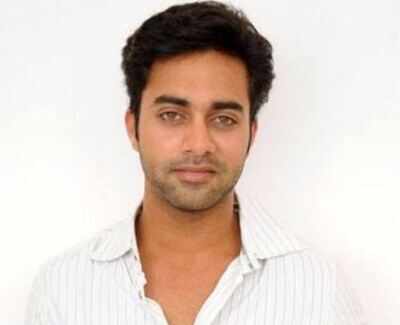 Hyderabad drug racket: Telugu actor Navdeep appears before SIT ...