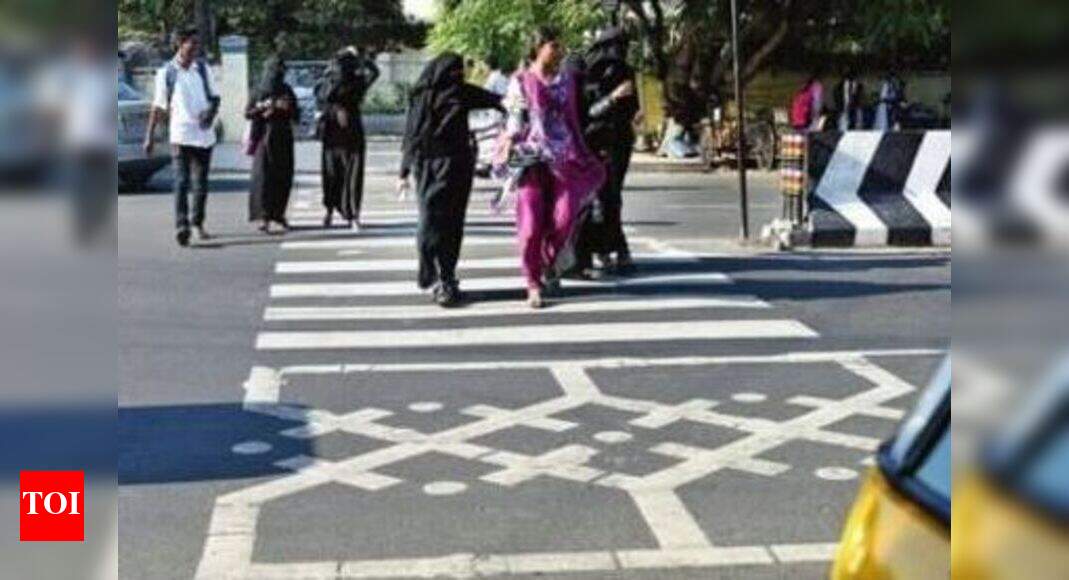 Road Accident: Jaywalking triggered 37% accidents on Hyderabad streets ...