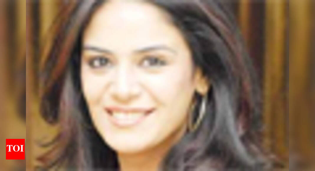 New man in Mona's life | Hindi Movie News - Times of India