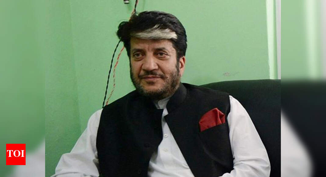 Shabir Shah: Separatist leader Shabir Shah arrested by ED in Srinagar ...