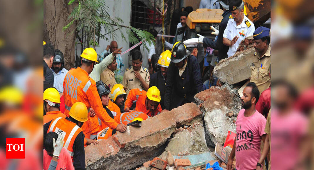building collapse in Ghatkopar: Ganpati frame saves mother and daughter ...