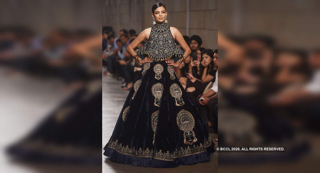 Noyonika Chatterjee walks the ramp for Manav Gangwani on Day 2 of the ...