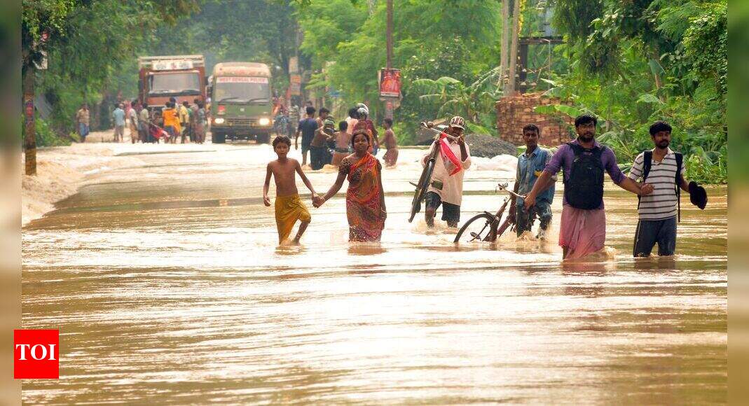 MP Dev: Ghatal flood-hit, MP Dev to raise master plan in LS | Kolkata News - Times of India