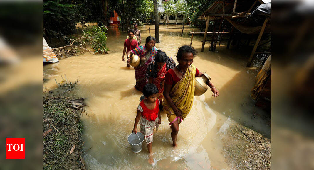 Death toll in West Bengal floods rises to 50; heavy rain lashes north ...