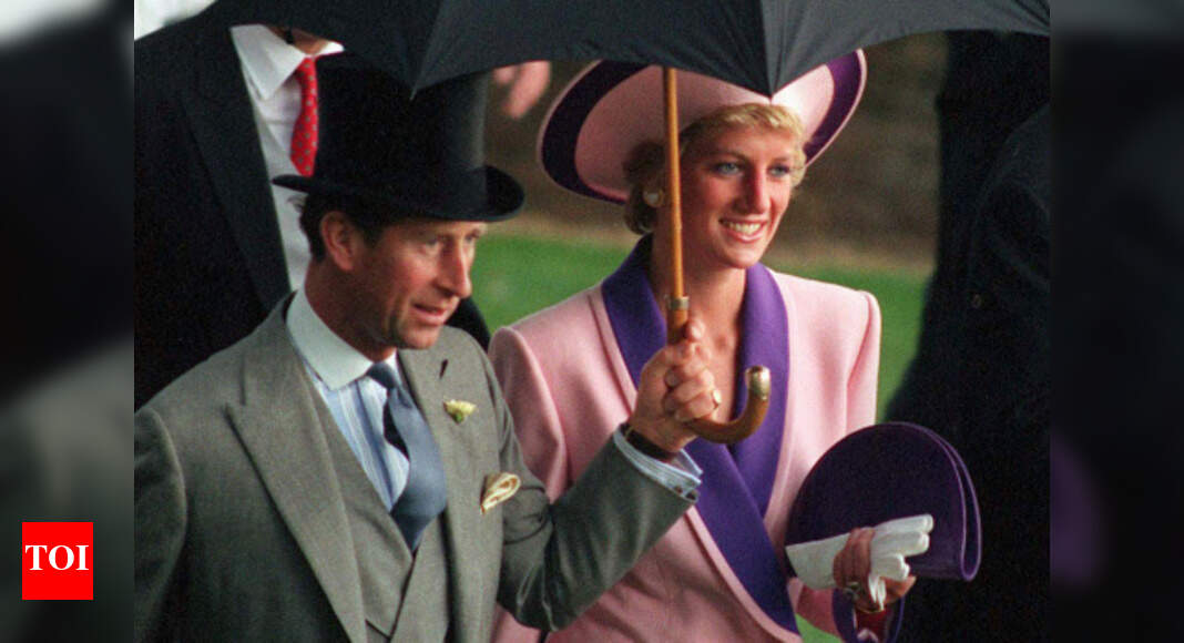 Princess Diana Princess Dianas Letters May Fetch Over 125000 At Auction Times Of India