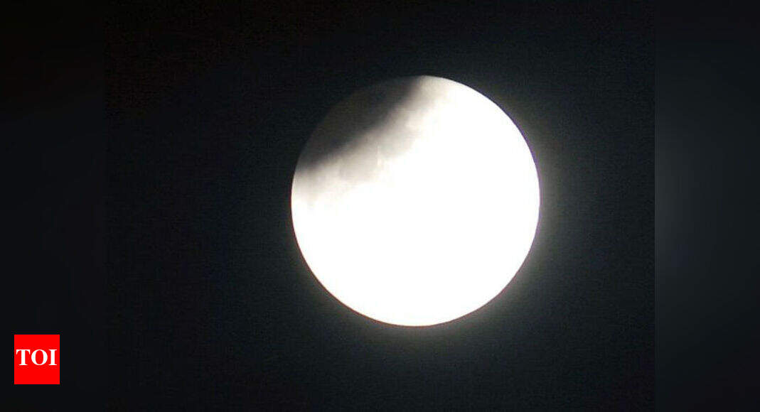 Chandra Grahan 2017: Lunar eclipse to be visible in India tonight ...