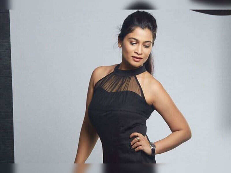 Ruchita Jadhav's stunning makeover will give you fitness goals ...