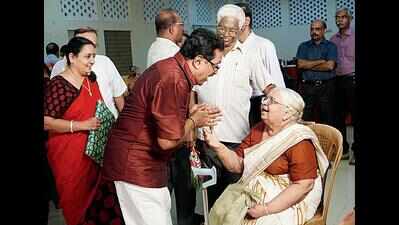 At 84, this radio star still shines bright as ever | Thiruvananthapuram ...