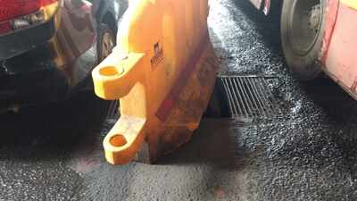 Storm water jali broken - Times of India