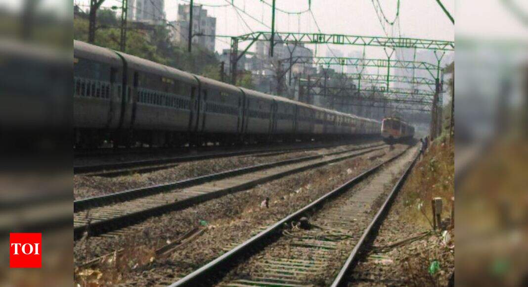 Western Railway: Western Railway plans more space for first class ...