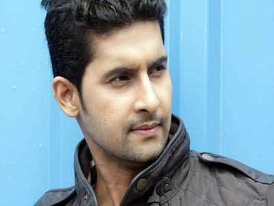 Ravi Dubey shares a video of his first stage performance 12 years ago ...