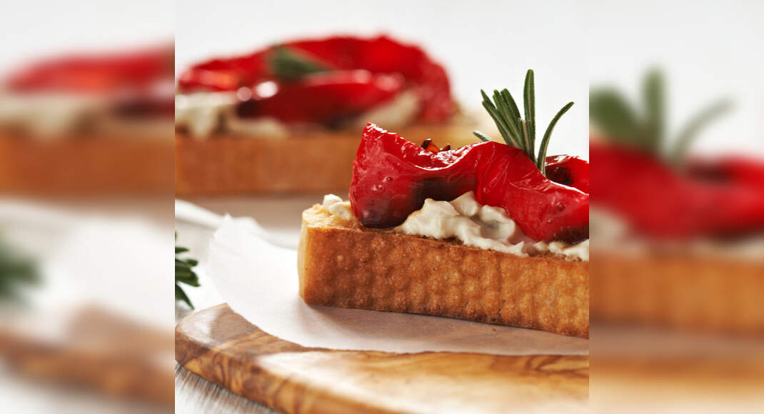 Roasted Bell Pepper Sandwich Recipe: How to Make Roasted Bell Pepper ...