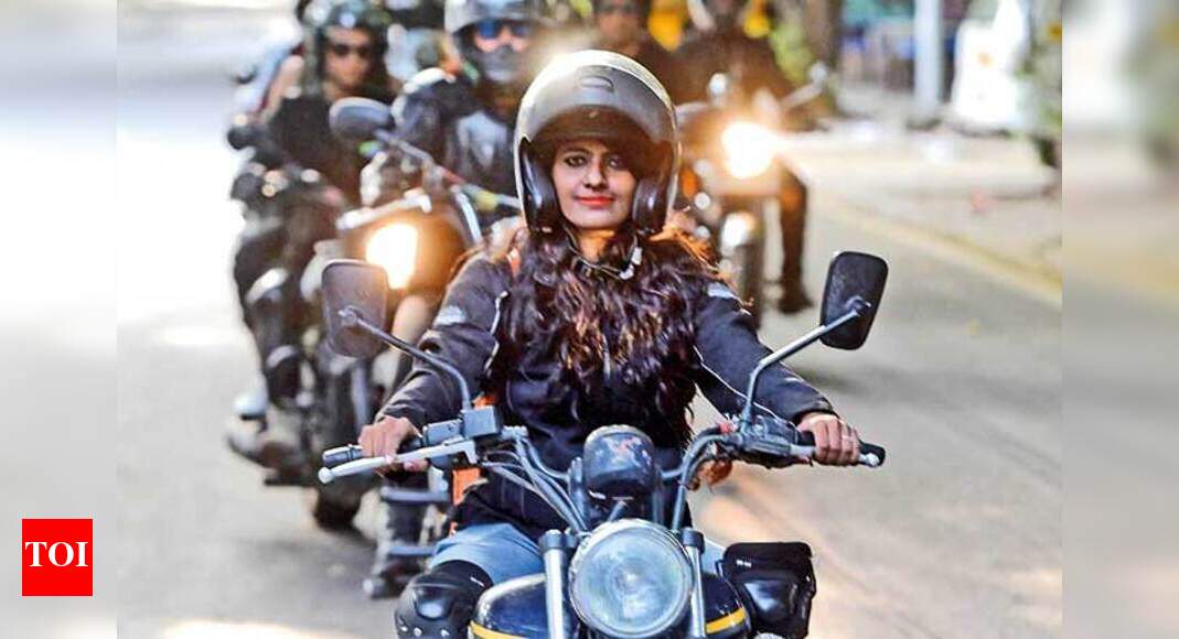 Ladies shift gears at this bike rally on Independence Day | Delhi News ...