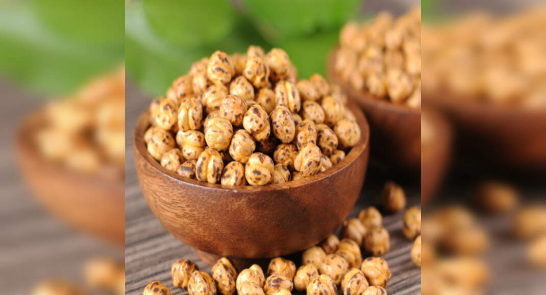 Roasted Chickpea Recipe: How to Make Roasted Chickpea Recipe | Homemade ...