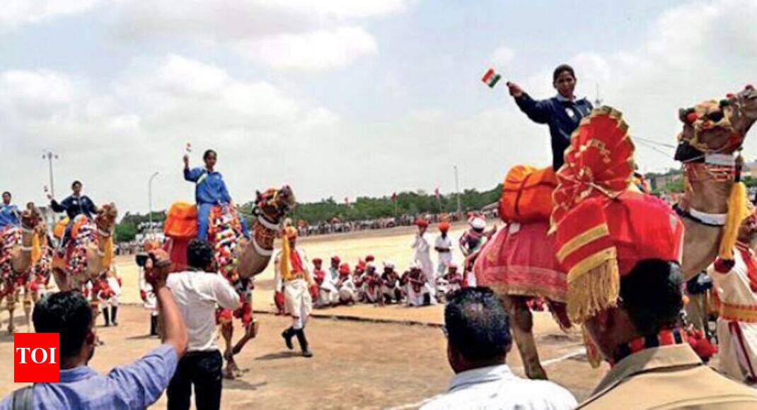 jaisalmer camel safari: Women officers embark on camel safari till ...
