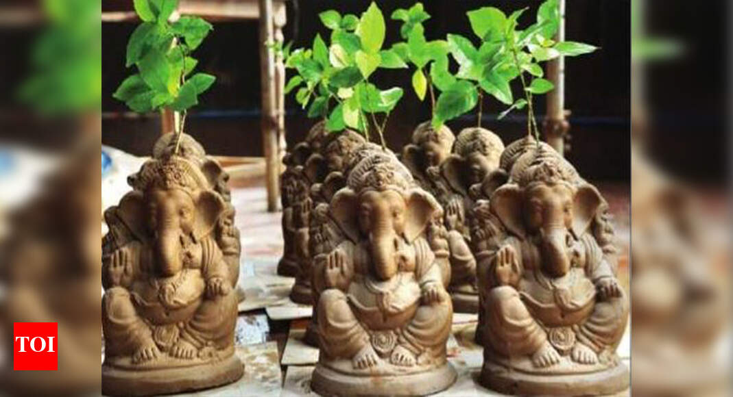 Green Ganeshas in vogue, some could even grow into plants later ...