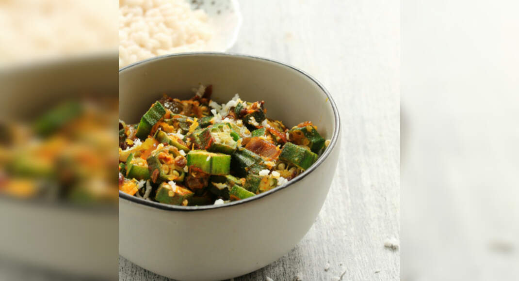 Bhindi with Coconut Recipe: How to Make Bhindi with Coconut Recipe ...
