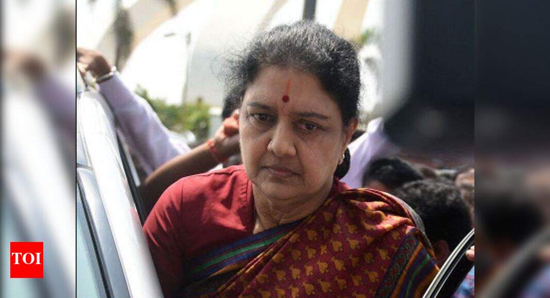 DIG Roopa: Sasikala visited MLA's house near jail: DIG Roopa in ACB ...