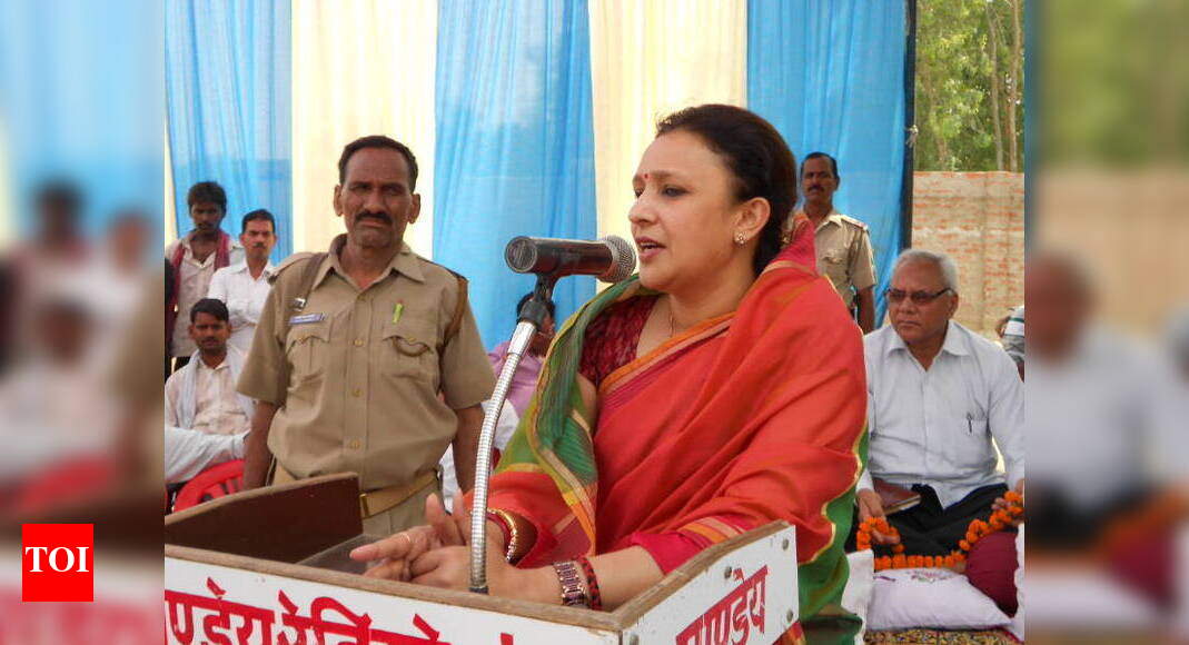 STALKING CASE: Relief pours in for girl attacked by stalker | Lucknow ...