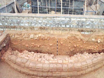 Shivamogga engraving shows Kannada was in use 7 decades earlier than ...