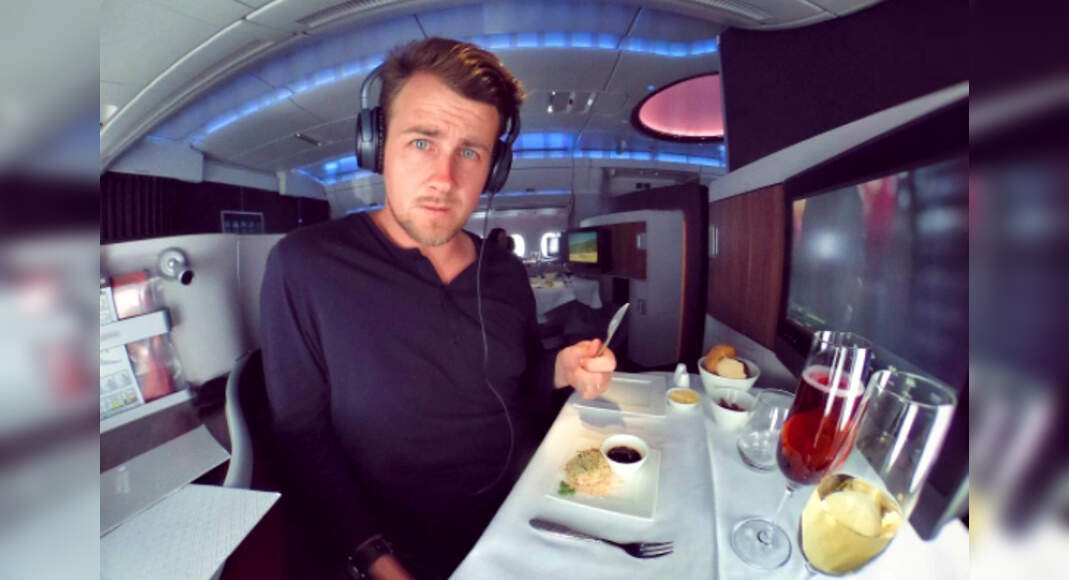 This man will give his First Class airplane seat to you for FREE ...