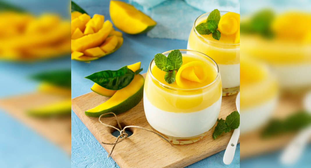 Mango Pista Panna Cotta Recipe: How to Make Mango Pista Panna Cotta ...