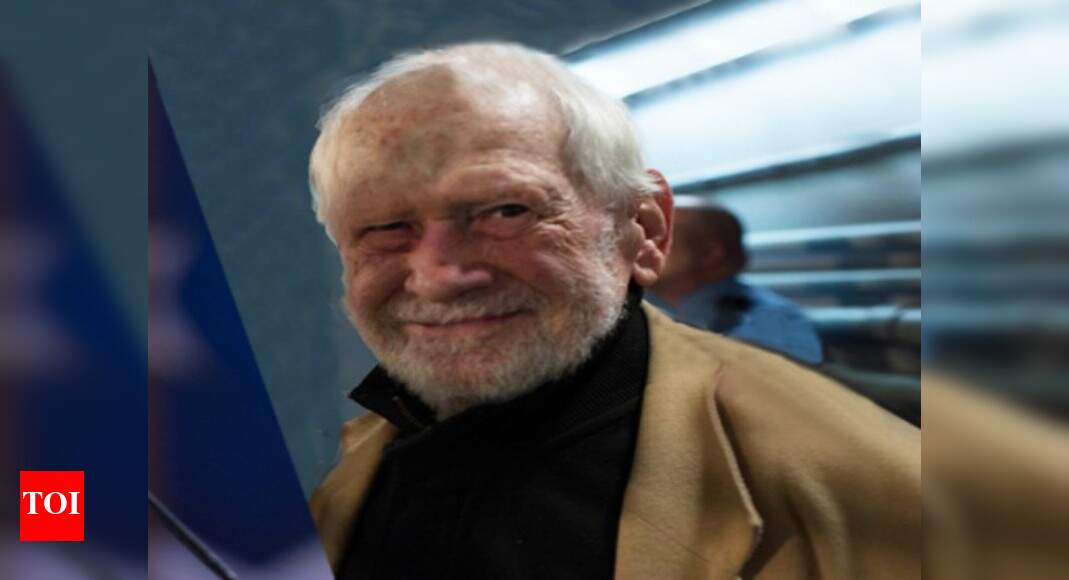 Actor Larry Sherman passes away at 94 | English Movie News - Times of India