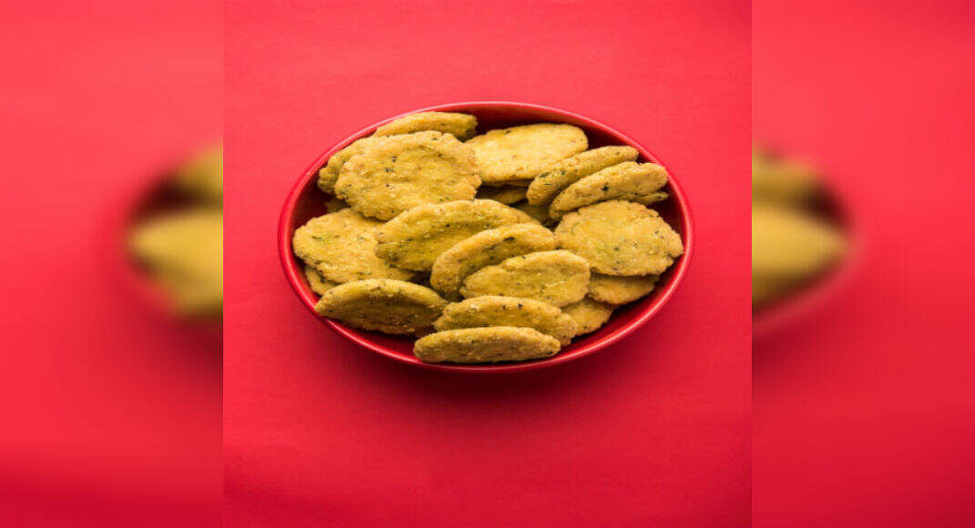 Punjabi Mathia Recipe: How to Make Punjabi Mathia Recipe | Homemade ...